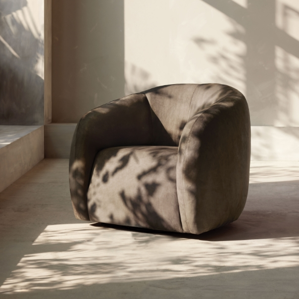 Living Room Chairs | Leather Chairs | Recliners | Swivel Chairs – Arhaus