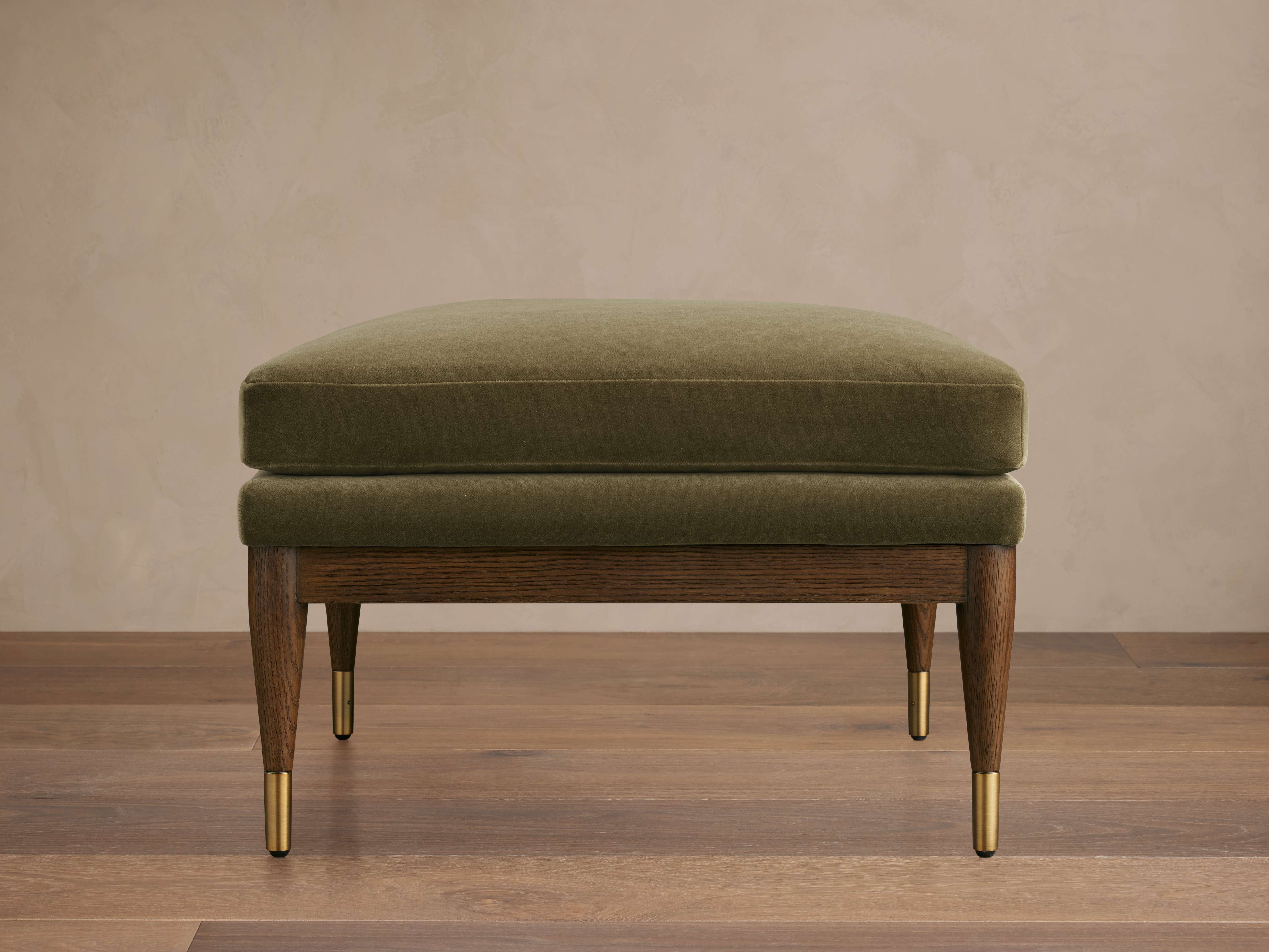 Fisher Square Ottoman – Arhaus