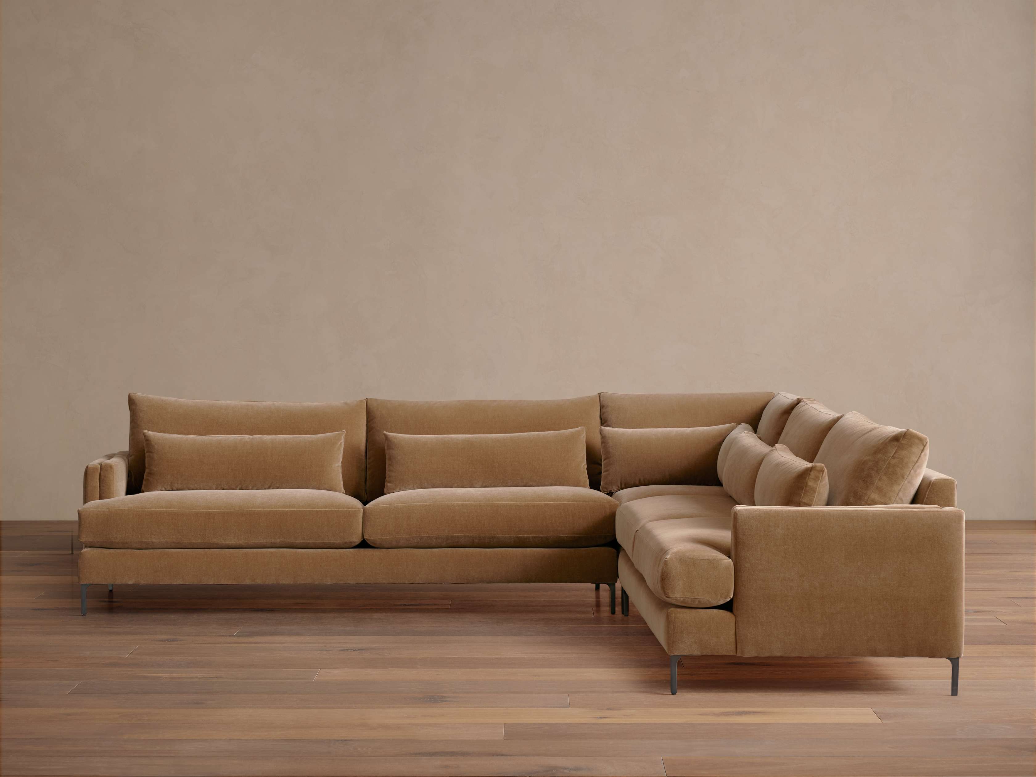 Sumner Three-Piece Corner Sectional – Arhaus