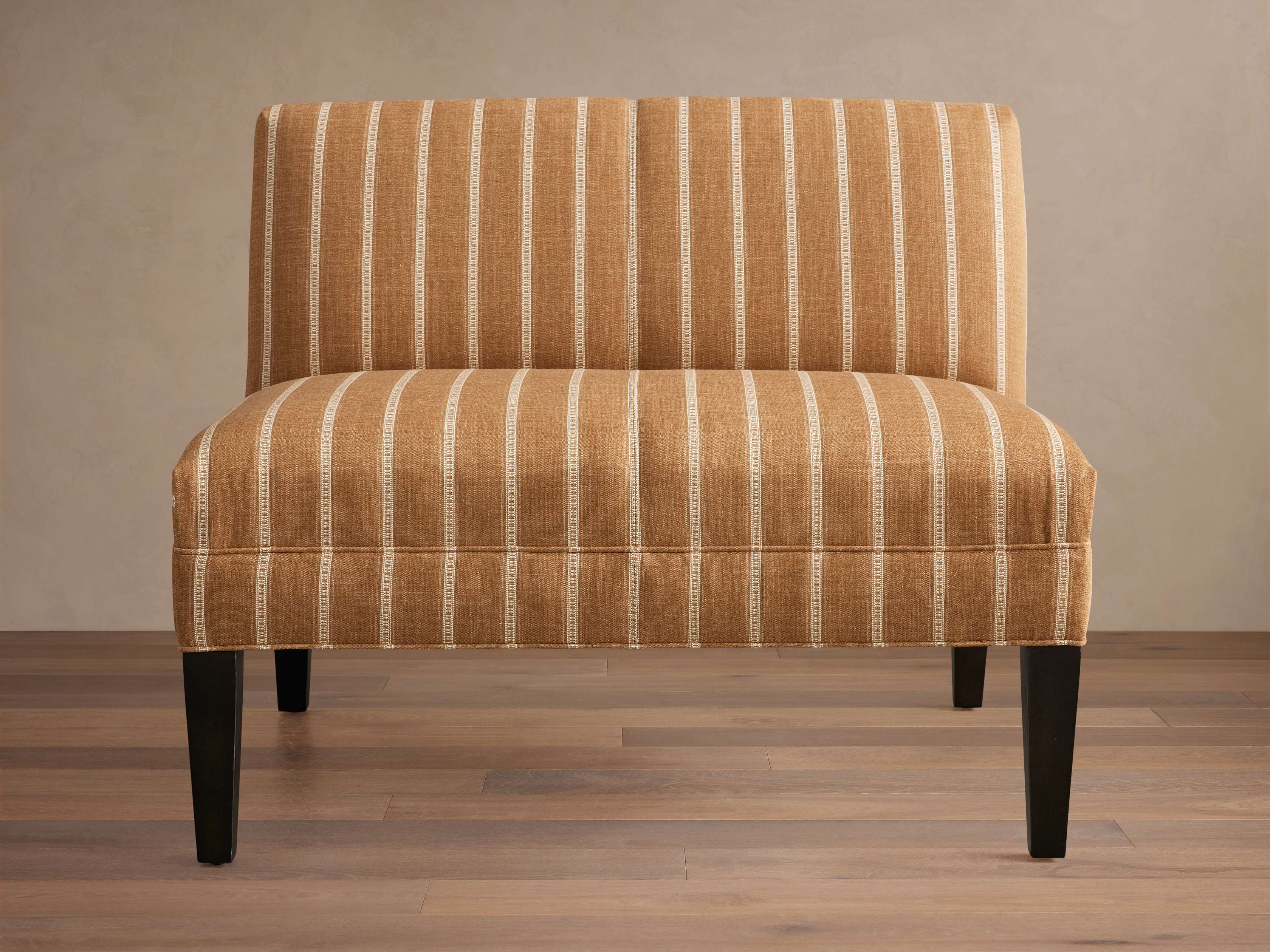 Eaton Bench – Arhaus