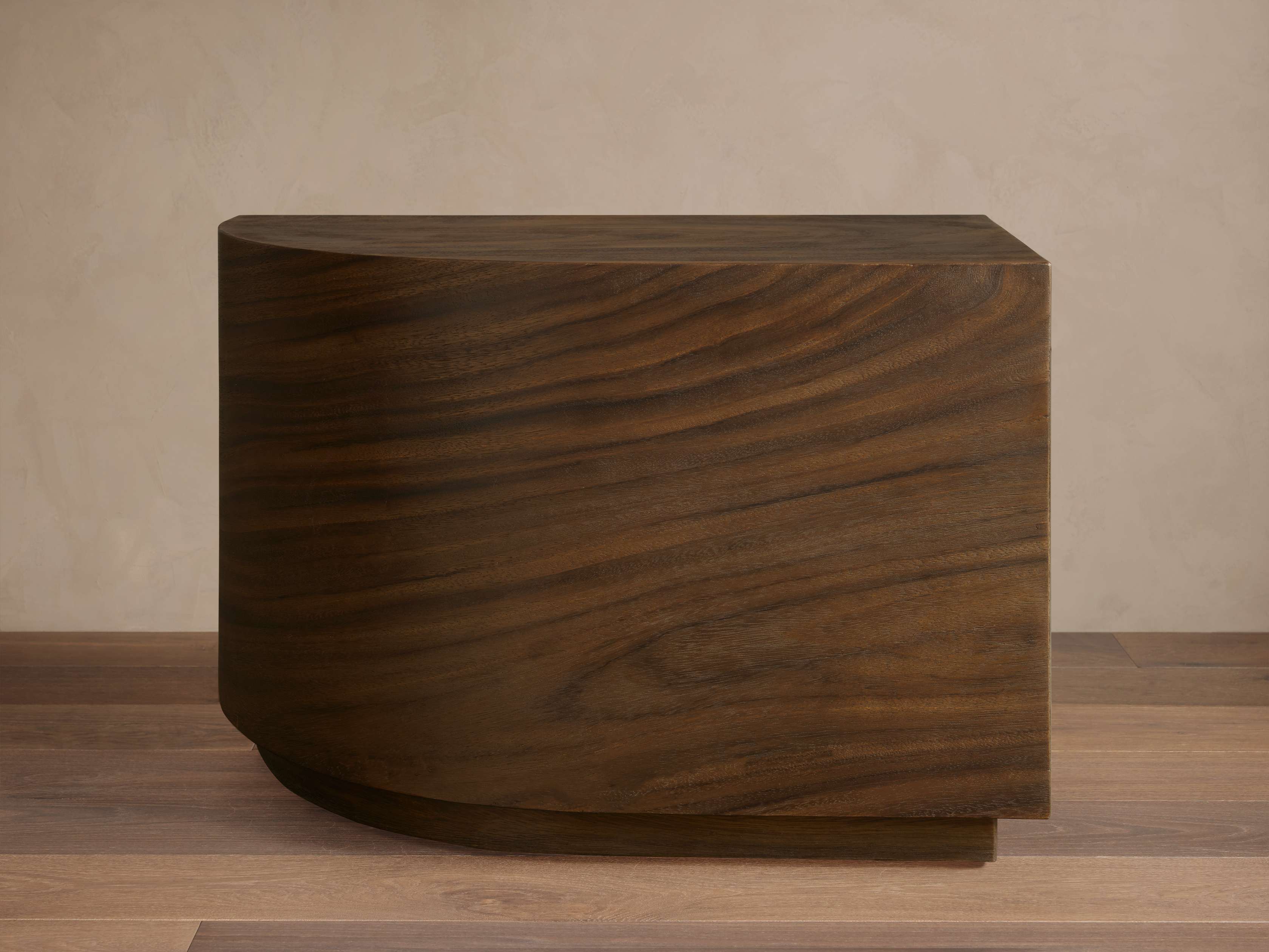 Pliego End Table – Arhaus