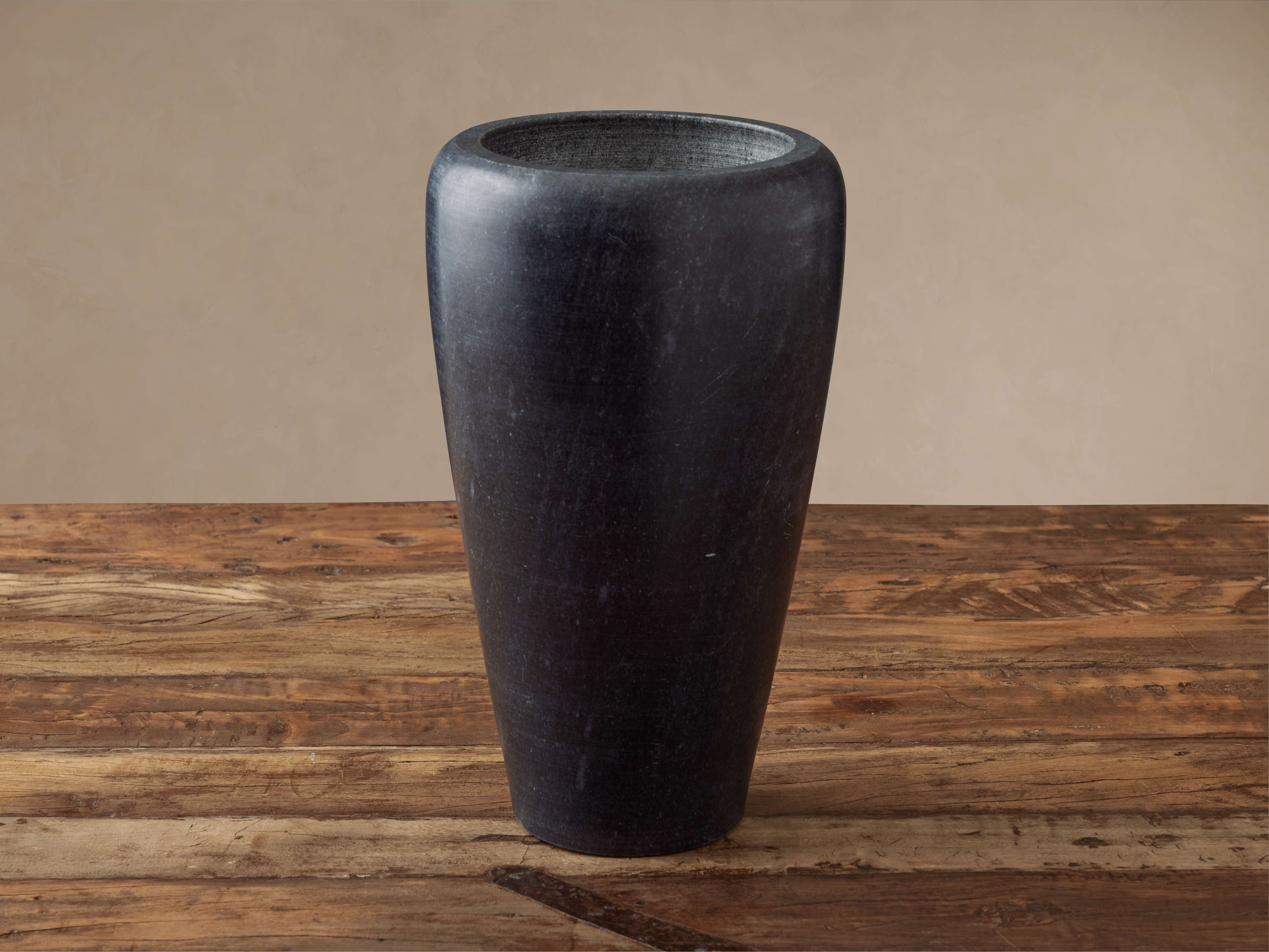 Omo Marble Vase – Arhaus