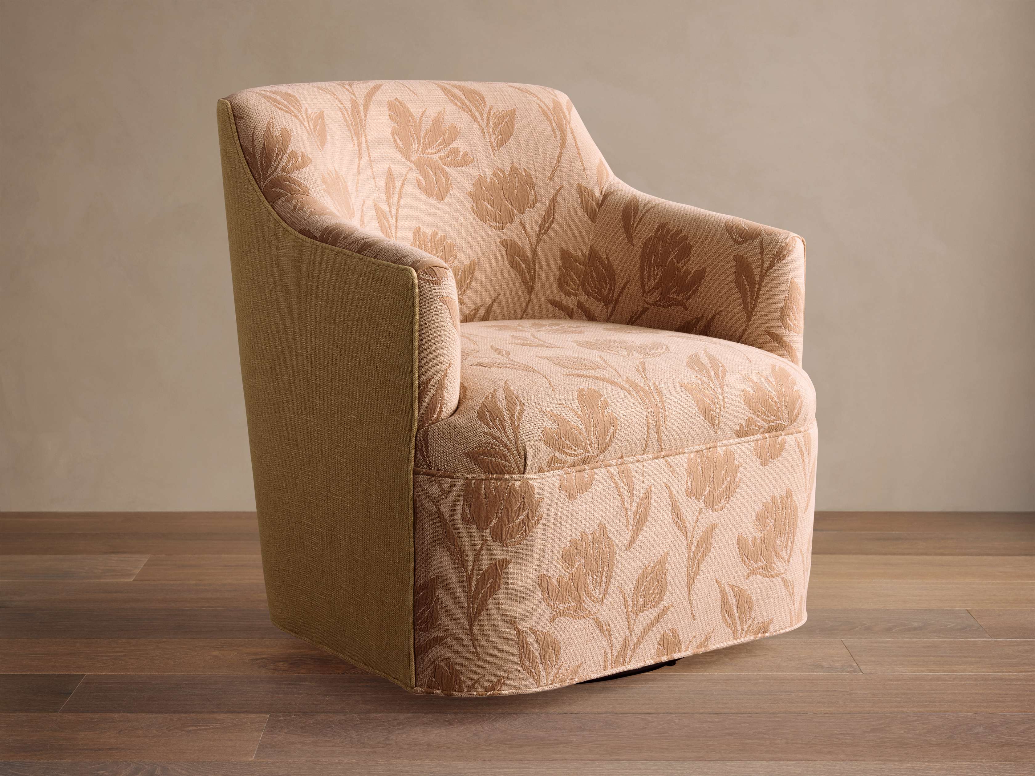Savannah Swivel Chair – Arhaus