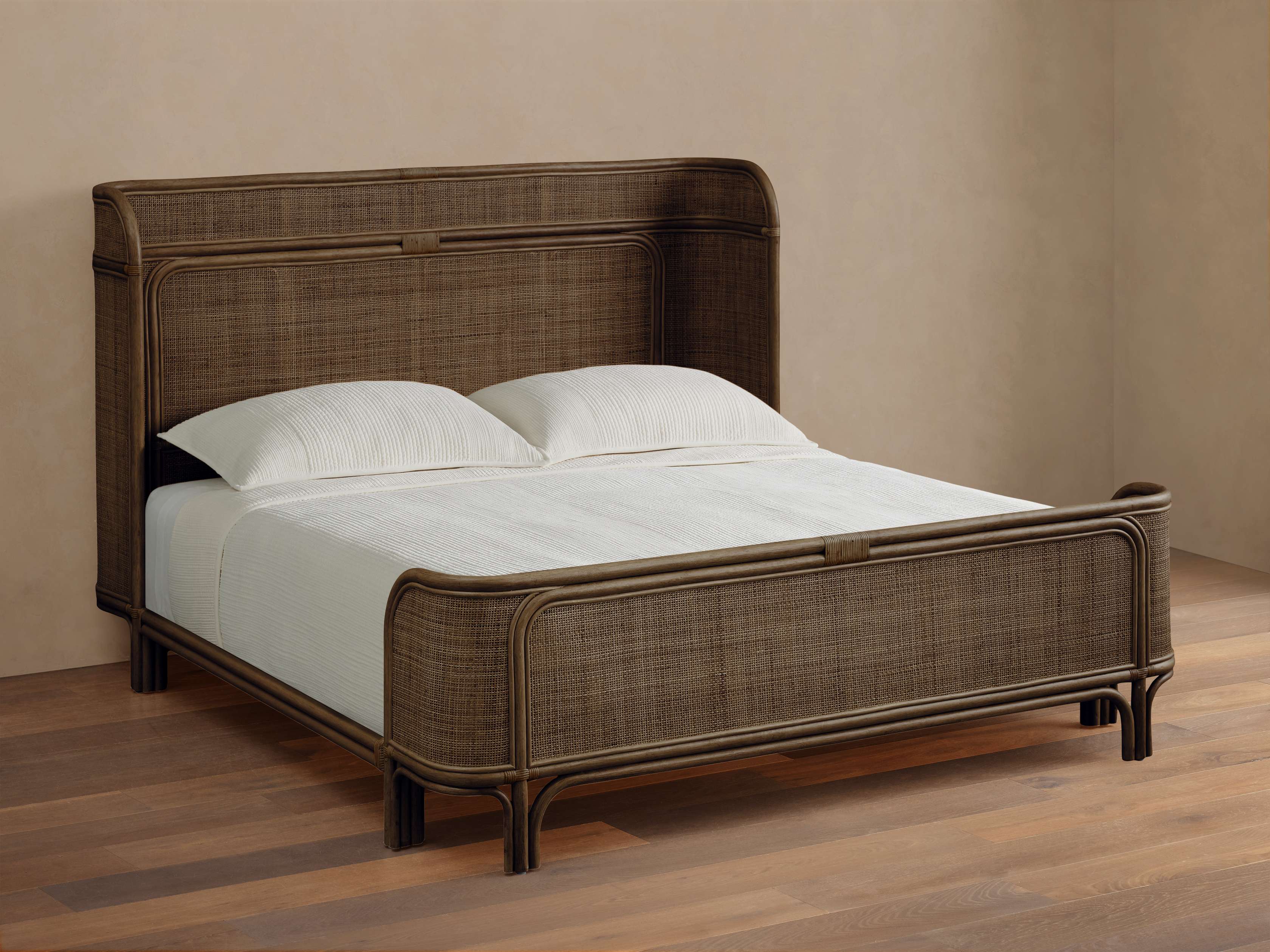 Maya Bed – Arhaus